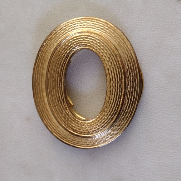 Jewelry | Beautiful Faux Gold Scarf Clip | Poshmark